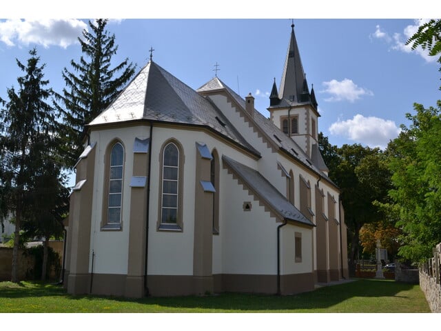 Kostol Zavar | Weber Slovakia